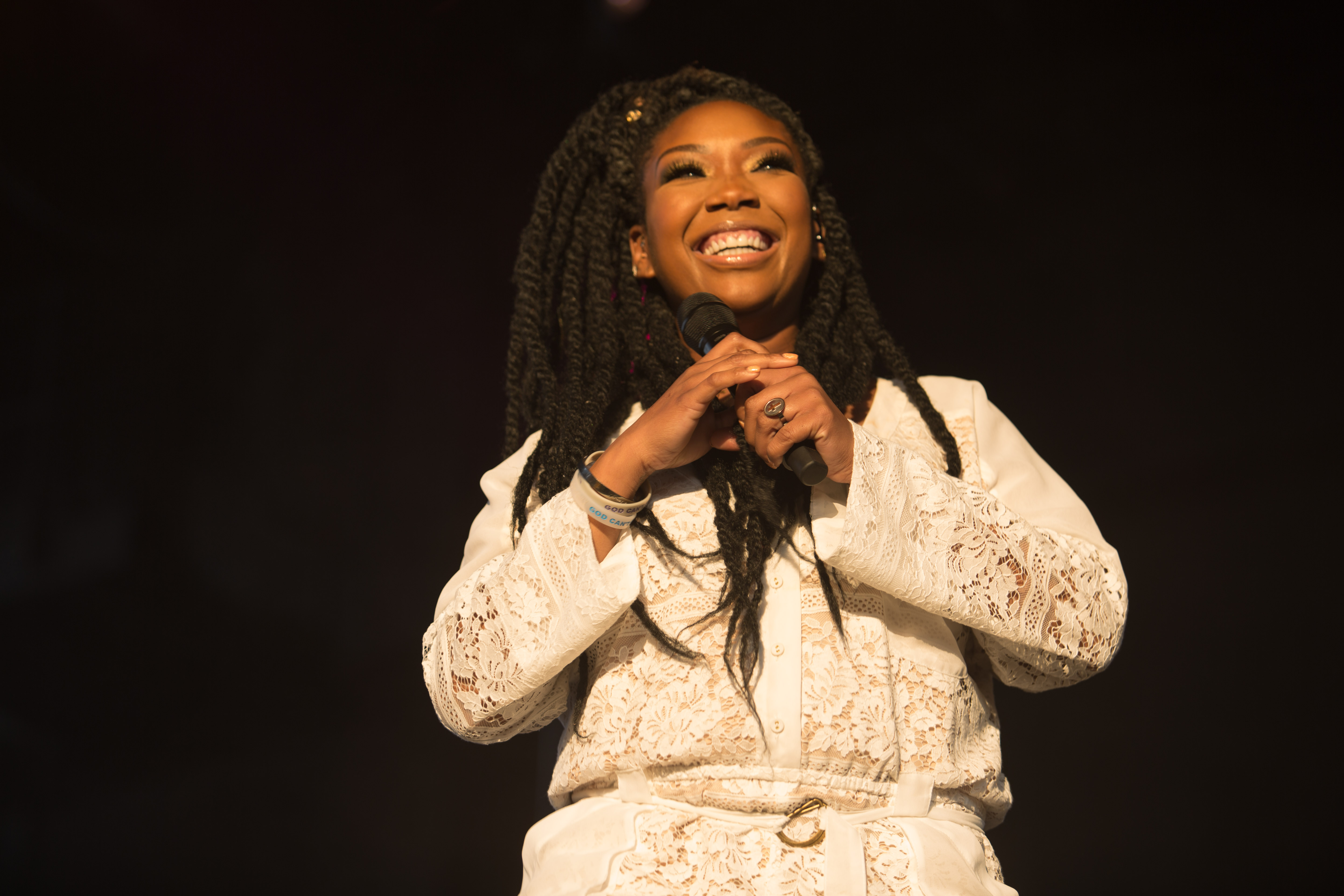 Brandy Becomes First 90s Artist To Reach 1.5 Billion Streams | Majic 94.5